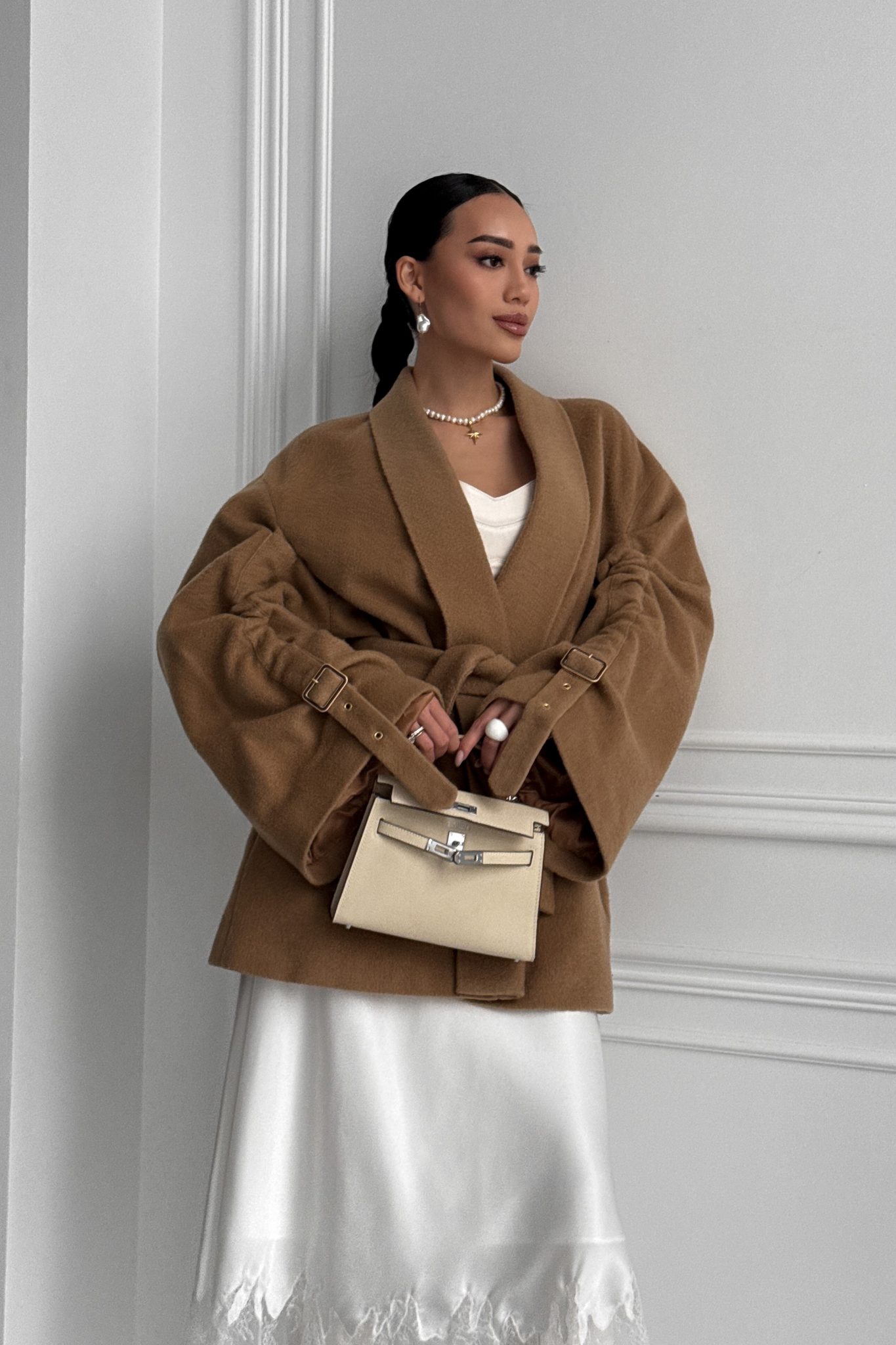 Cape coat with wide sleeves and collar, made of Italian fabric - Sarah ...